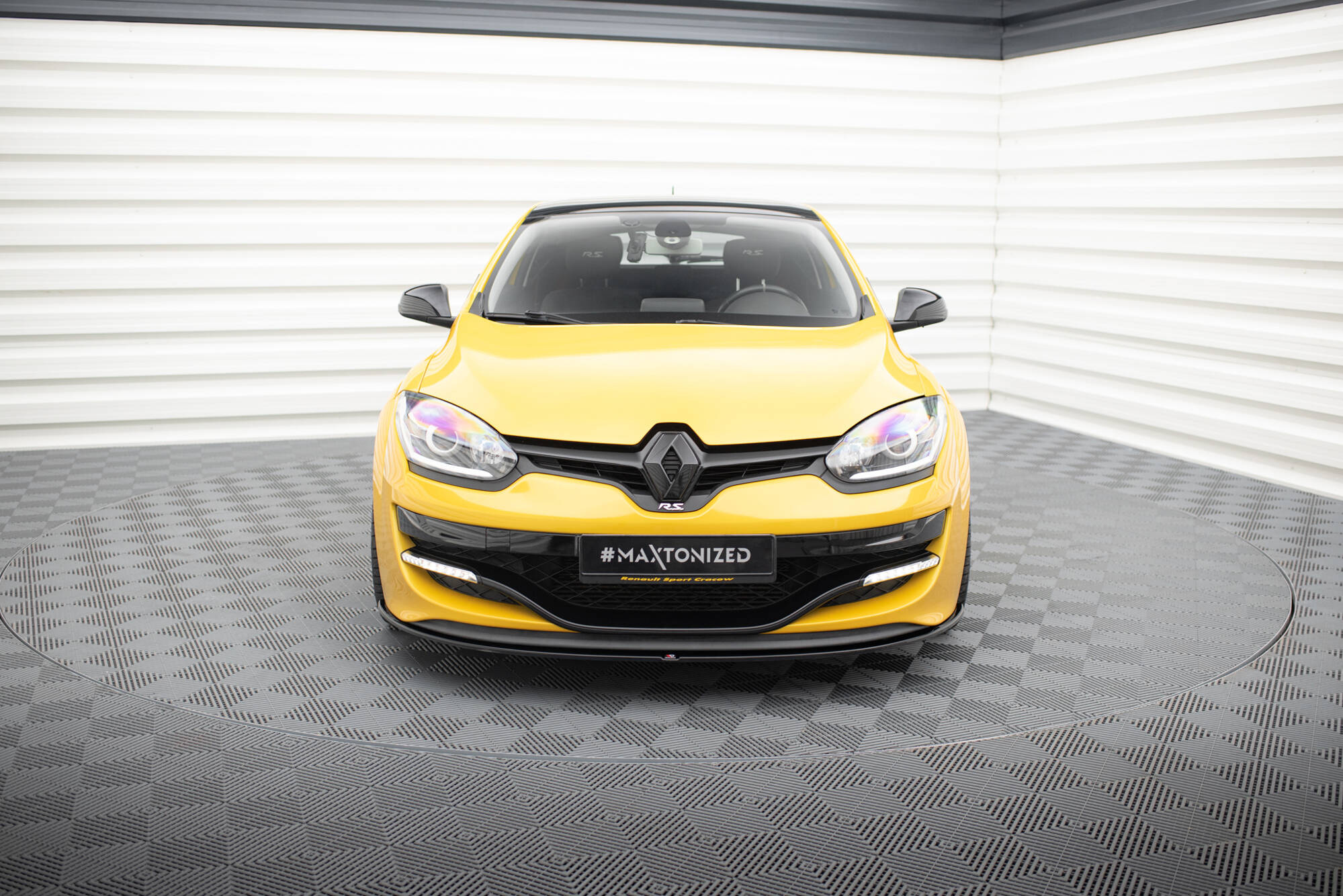 LAME DU PARE CHOCS AVANT RENAULT MEGANE 3 RS v.1 Gloss Black | Notre Offre \ Renault \ Megane RS ...